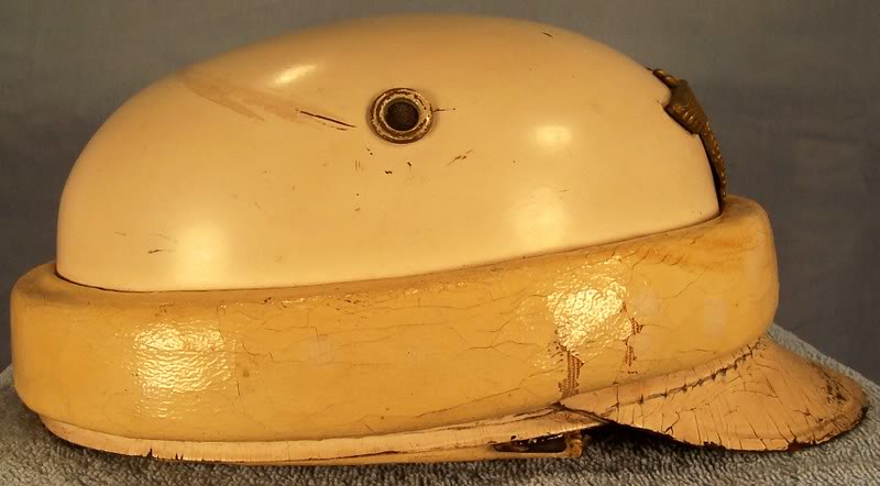 Motorcycle helmets – German Helmet Vault