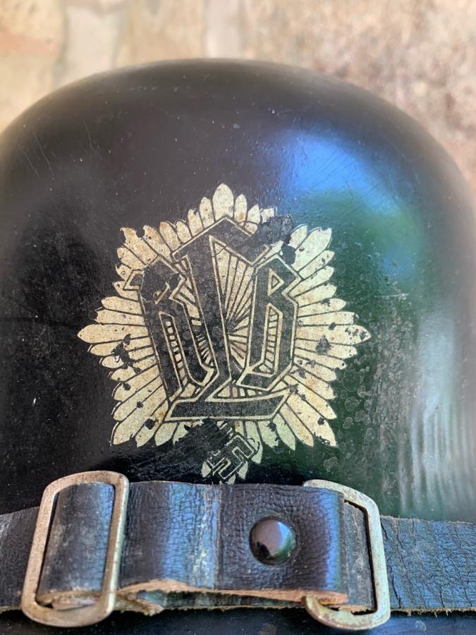 Fake decals – German Helmet Vault