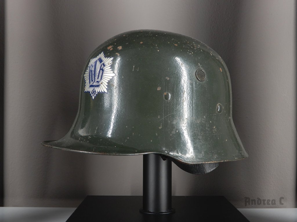 Reichsluftschutzbund (RLB) – German Helmet Vault